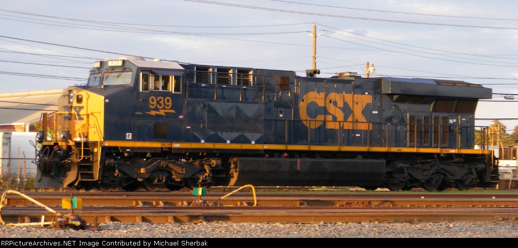 CSX 939